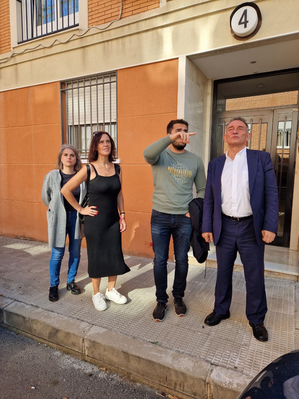 Enrique Santiago exige a Díaz Ayuso desde San Fernando de Henares que ...